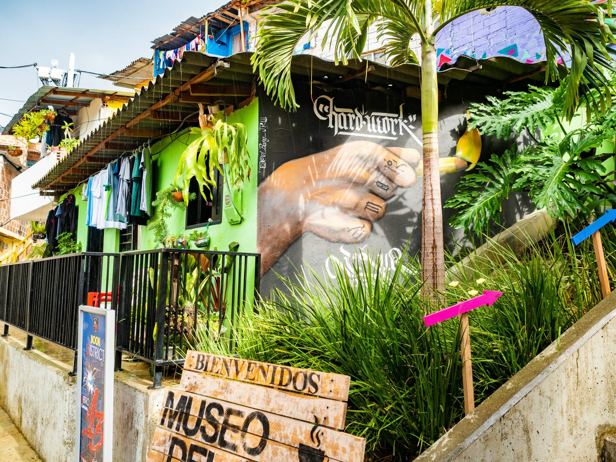 13 essential things to know about Comuna 13 & why you absolutely need ...