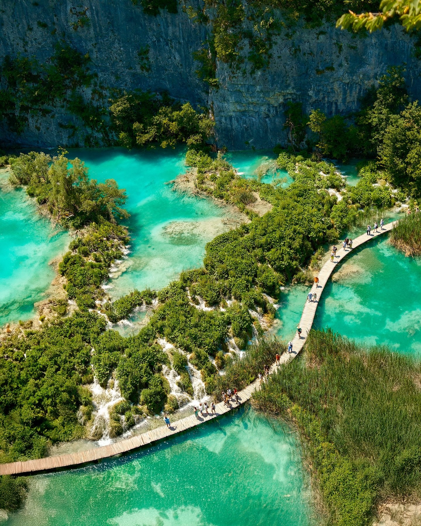 Hiking to Refugio José Rivas & Cotopaxi Glacier in Ecuador ⋆ brooke beyond