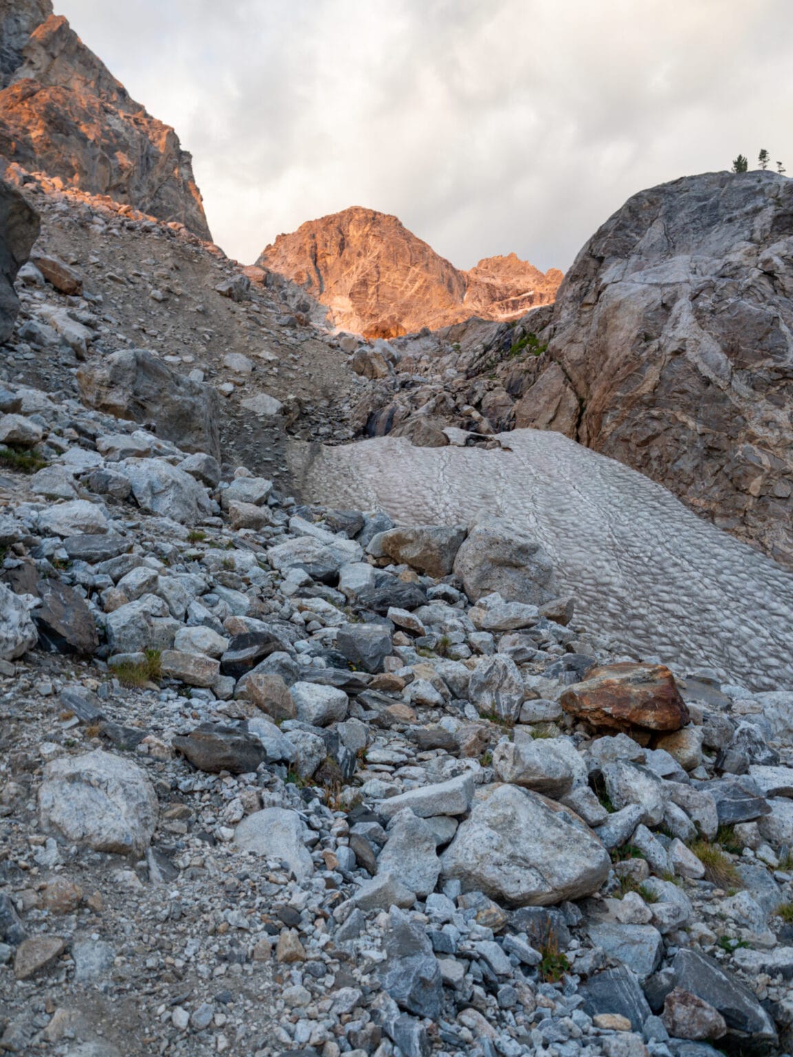 Climbing Middle Teton & South Teton in Wyoming (Class 2-4 scrambling) ⋆ ...
